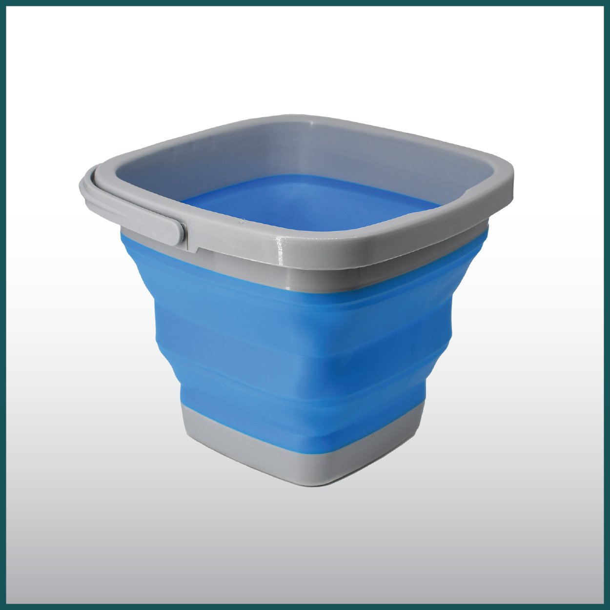 The CUBE Freeze Dryer Collapsible Drain Bucket